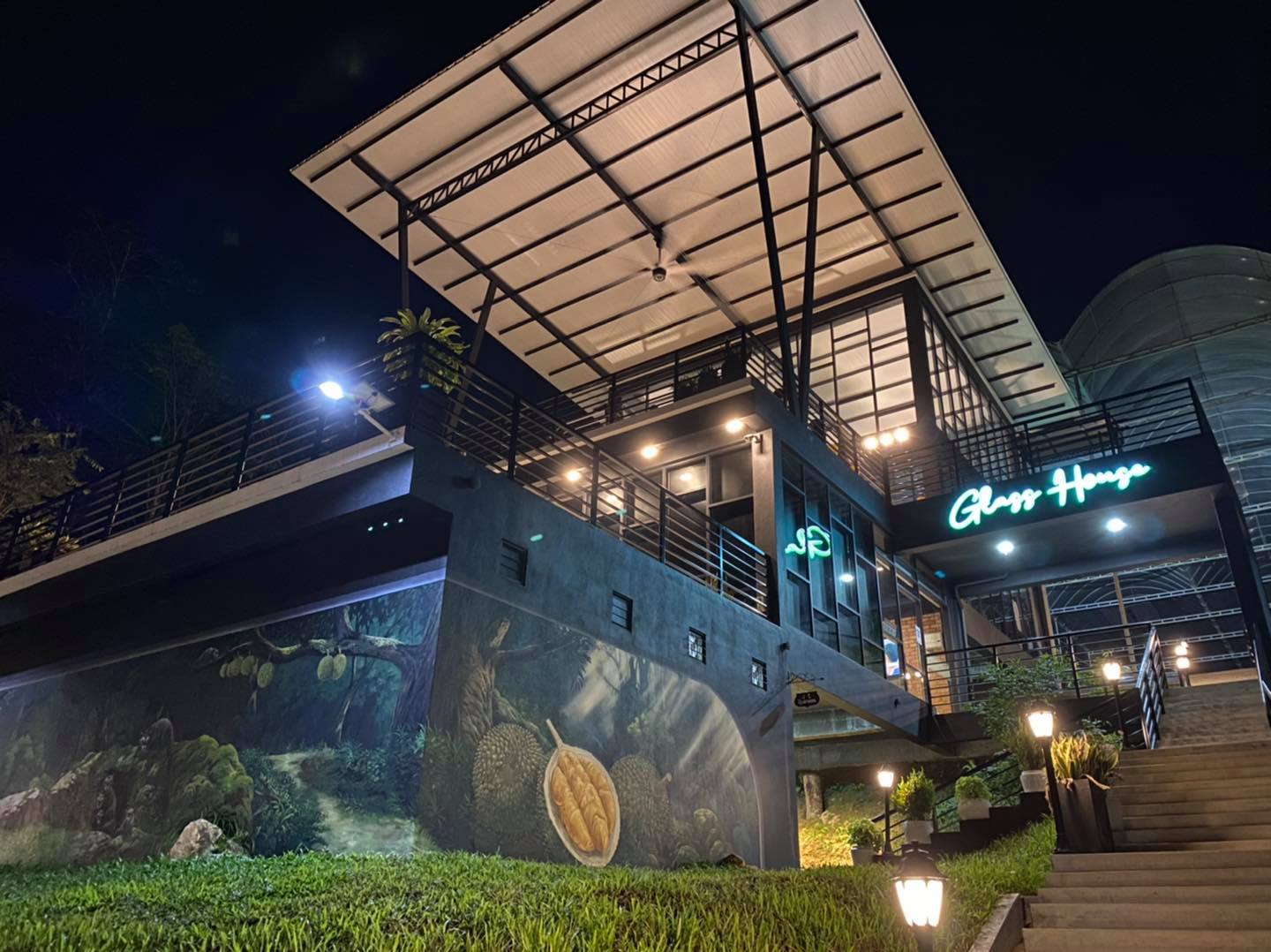 LKE Hydroponic Farm: Growing Green In An Innovative Way